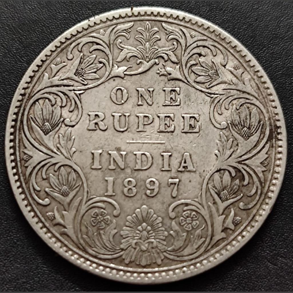 1897 Victoria one ruppes silver very rare date's bombay mint Very Hard ...