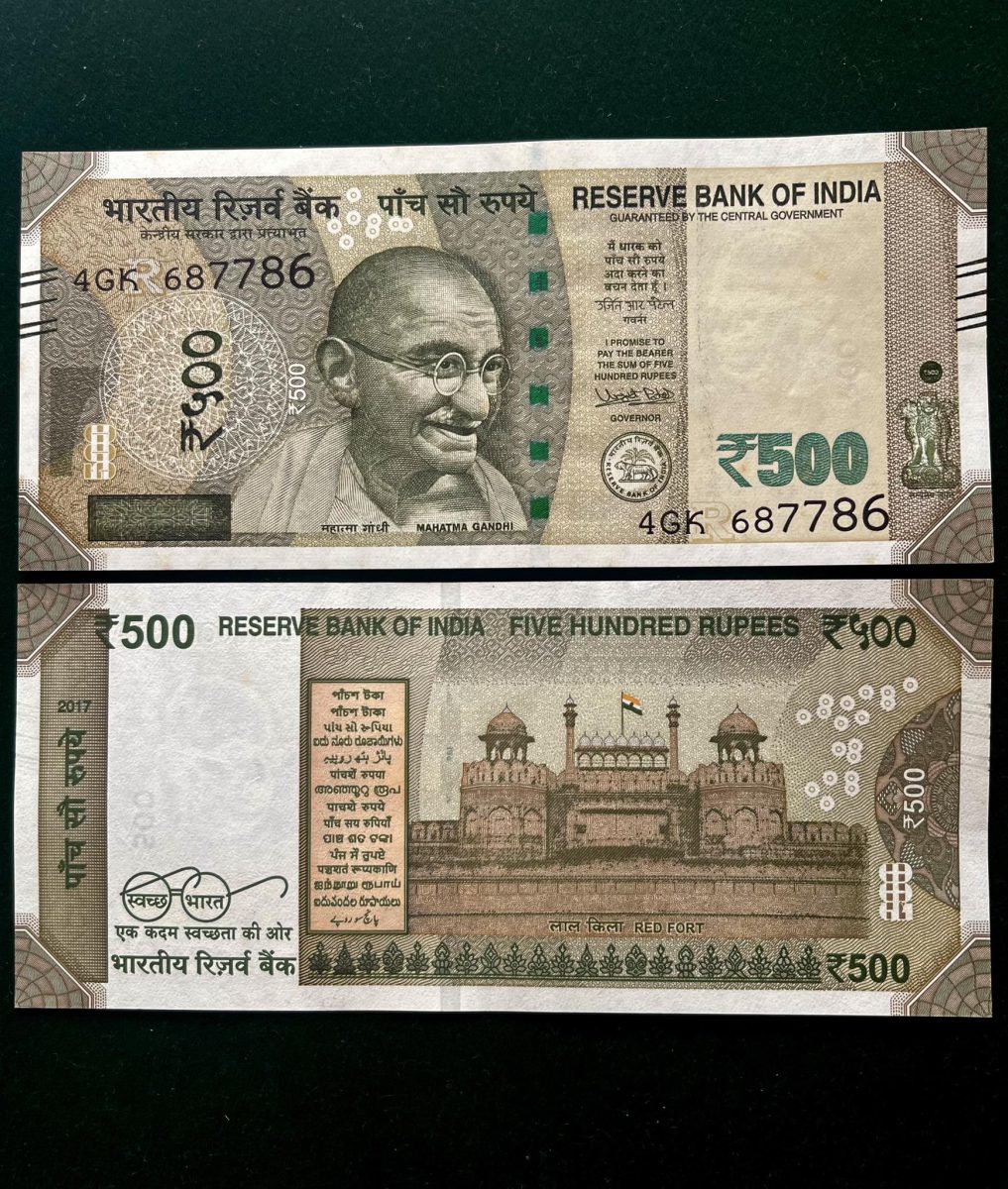 I78 - Rs 500/- SIGNATURE SERIES Signed by URJIT R PATEL INSET R 2017 ...