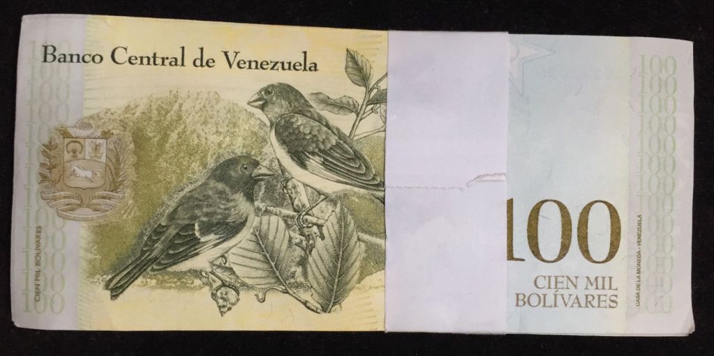 Venezuela 100 Bolivares Serial GEM UNC (100 Note) packet Lowest Price ...