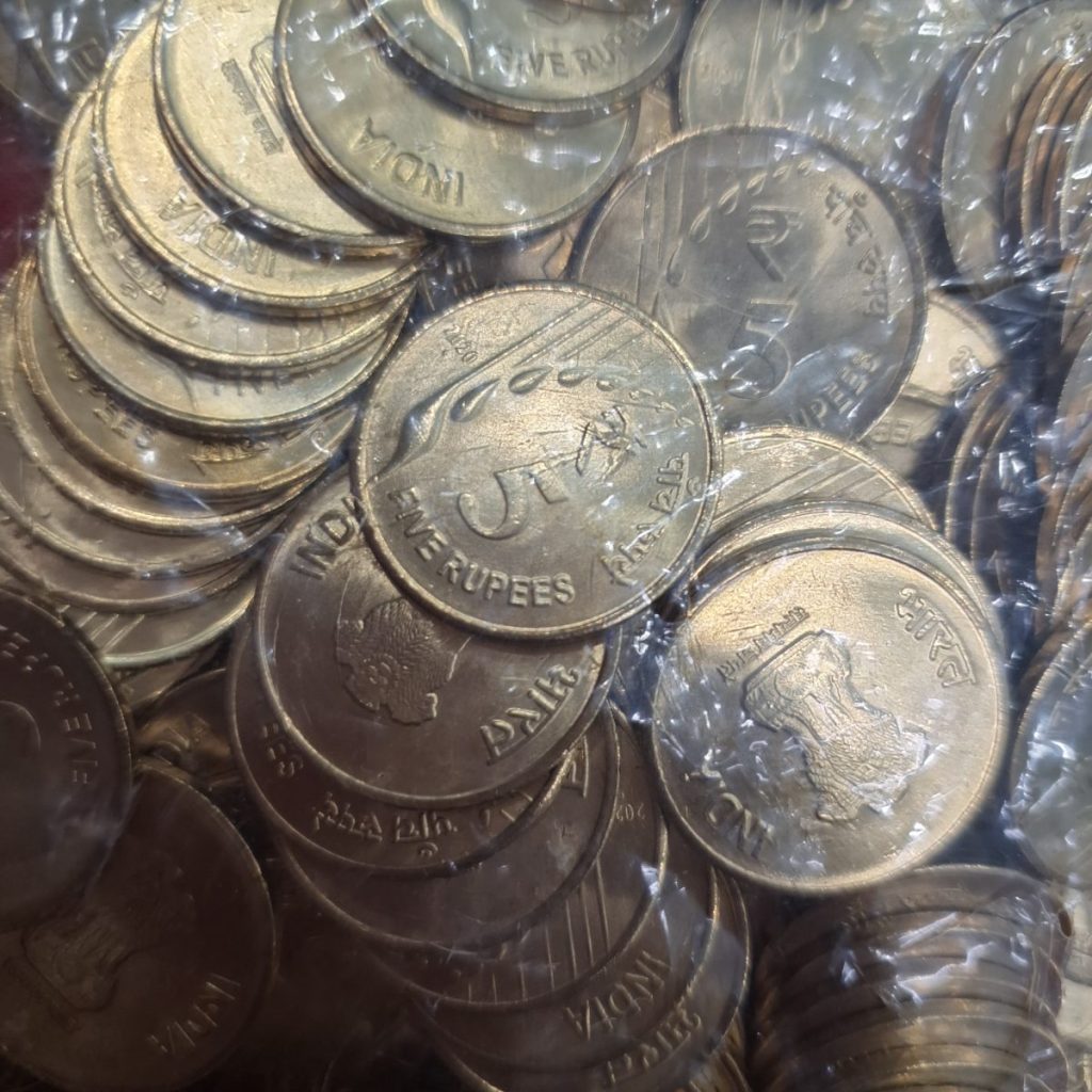 5 RUPPES RAIN DROP ISSUE 100 COINS RBI SEALED PACKET - Coinbazzar.com