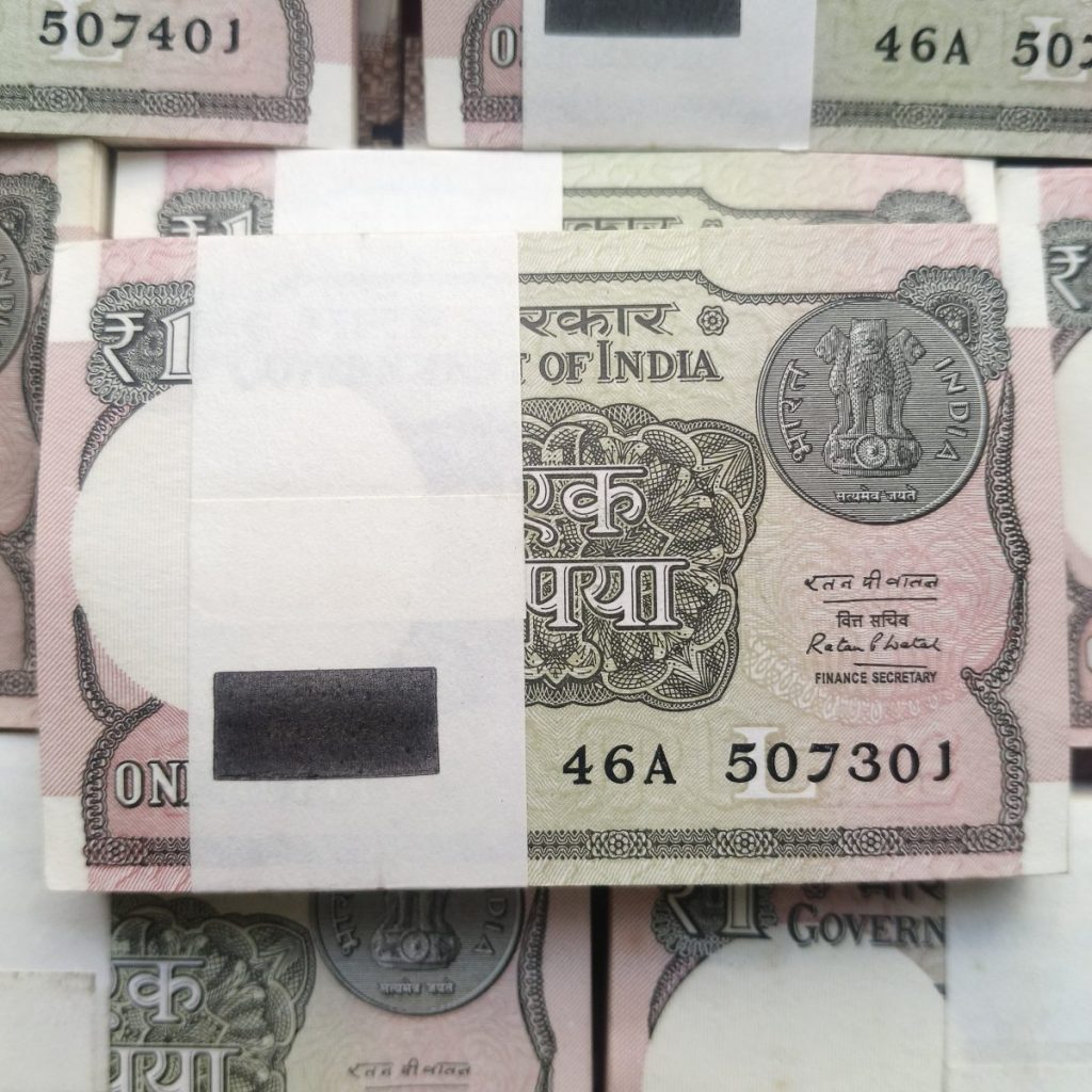 Lowest Price Offer🤩 Most Demanding Rare One Rupee 2016 Bundle 100 Note ...