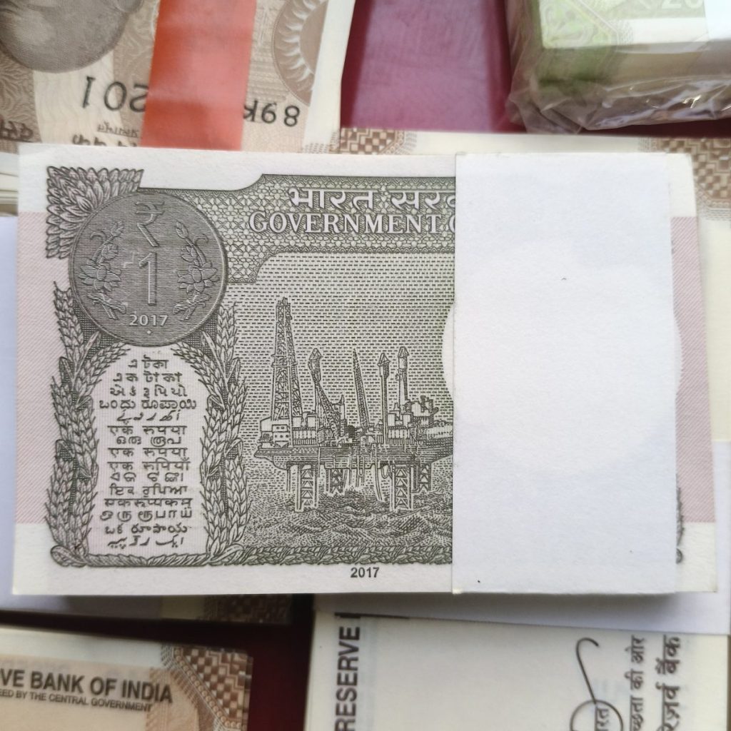 Today Offer🤩 Most Valuable Rare One Rupee 2017 Bundle 100 Note Packet ...