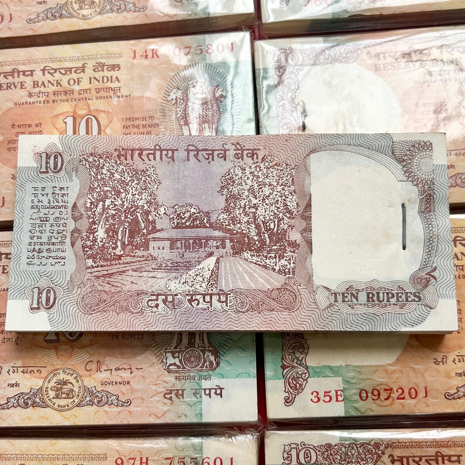 DAM CHEAP SALE ️🤑 Extremely Rare Ten Rupee Shalimar Garden Issue Bundle Governor C Rangarajan ...