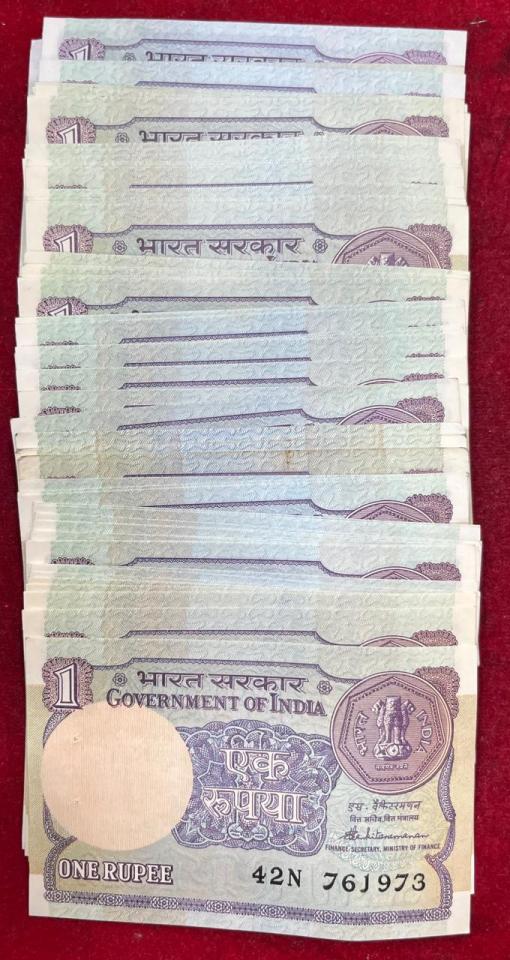1 RUPEES MIX GOVERNOR UNC CONDITION ( 100 PCS LOTT ) RARE NOTE # SKU ...