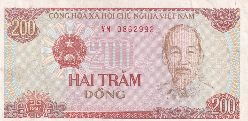 VIETNAM 200 DONG GEM UNC RARE NOTE - Coinbazzar.com