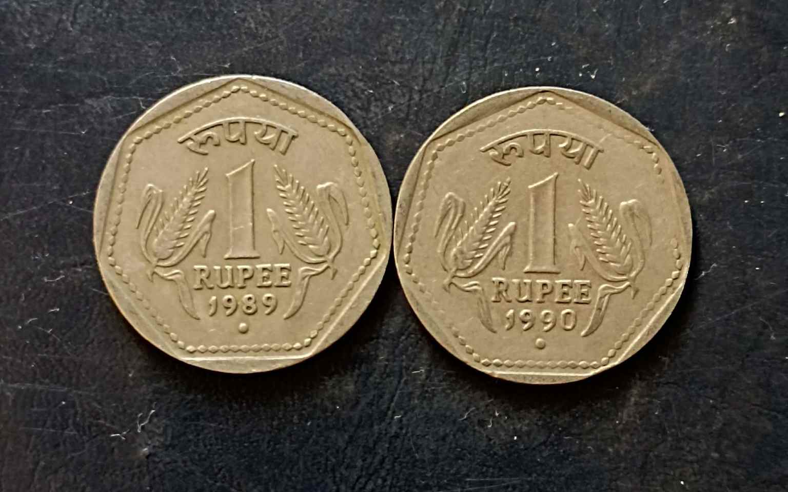 Republic India Denominaton 1₹ Noida mint Same and similar set are ...