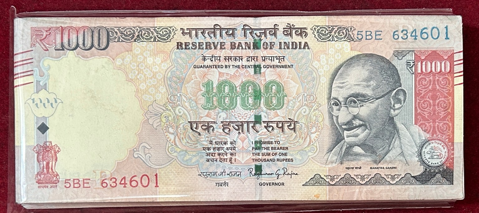 1000 Rupees serieal packet 2016 Raghuram Rajan telescope Number unc ...